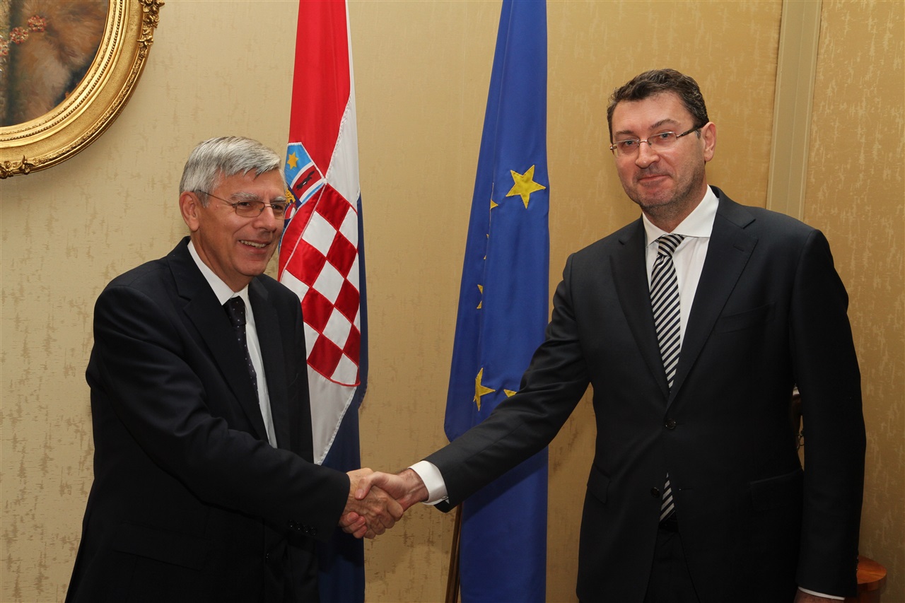 Predsjednik Sabora Željko Reiner primio belgijskoga veleposlanika ...