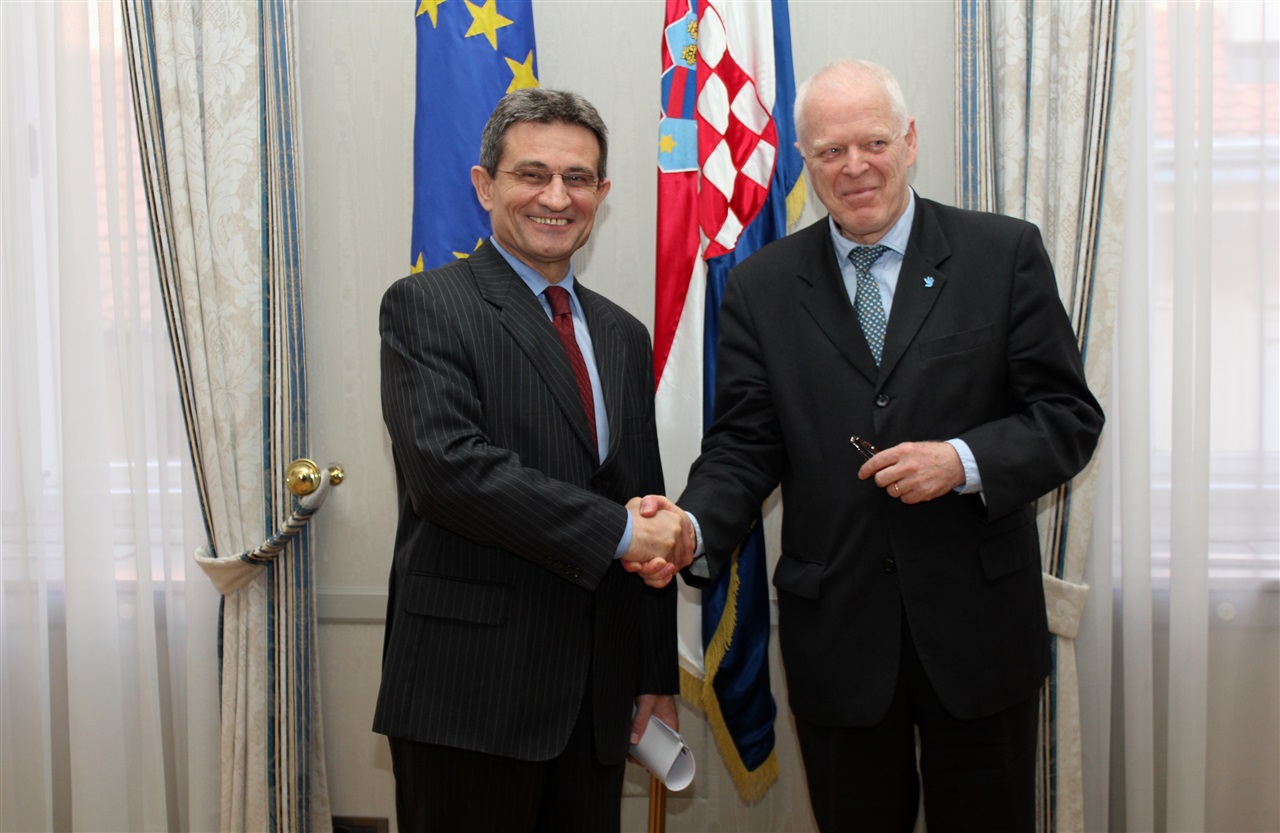 Predsjednik Sabora Boris Šprem sastao se s povjerenikom za ljudska ...