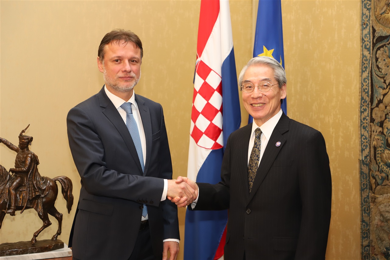 Predsjednik Sabora Jandroković primio veleposlanika Japana Takiguchija ...