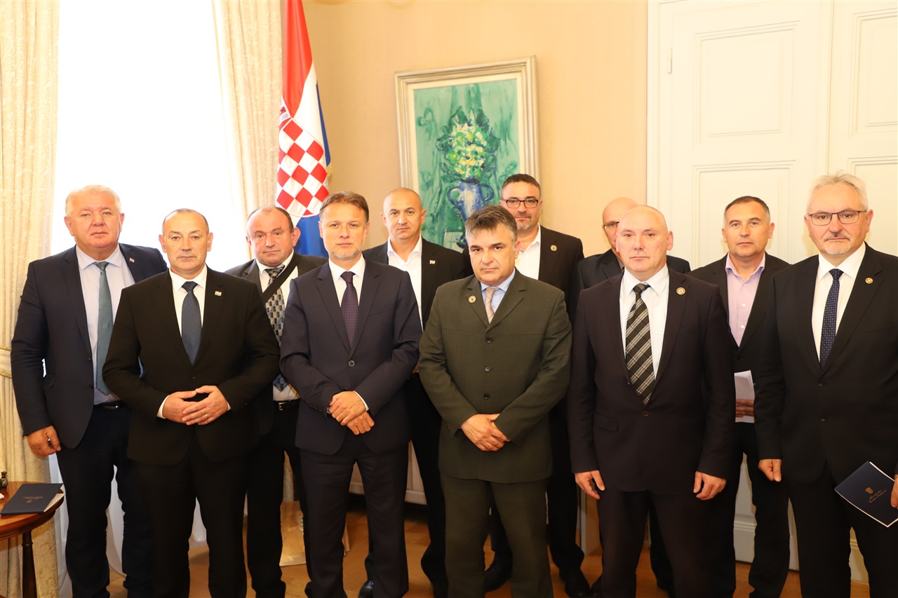 Predsjednik Sabora Jandroković primio predstavnike Zbora udruga ...