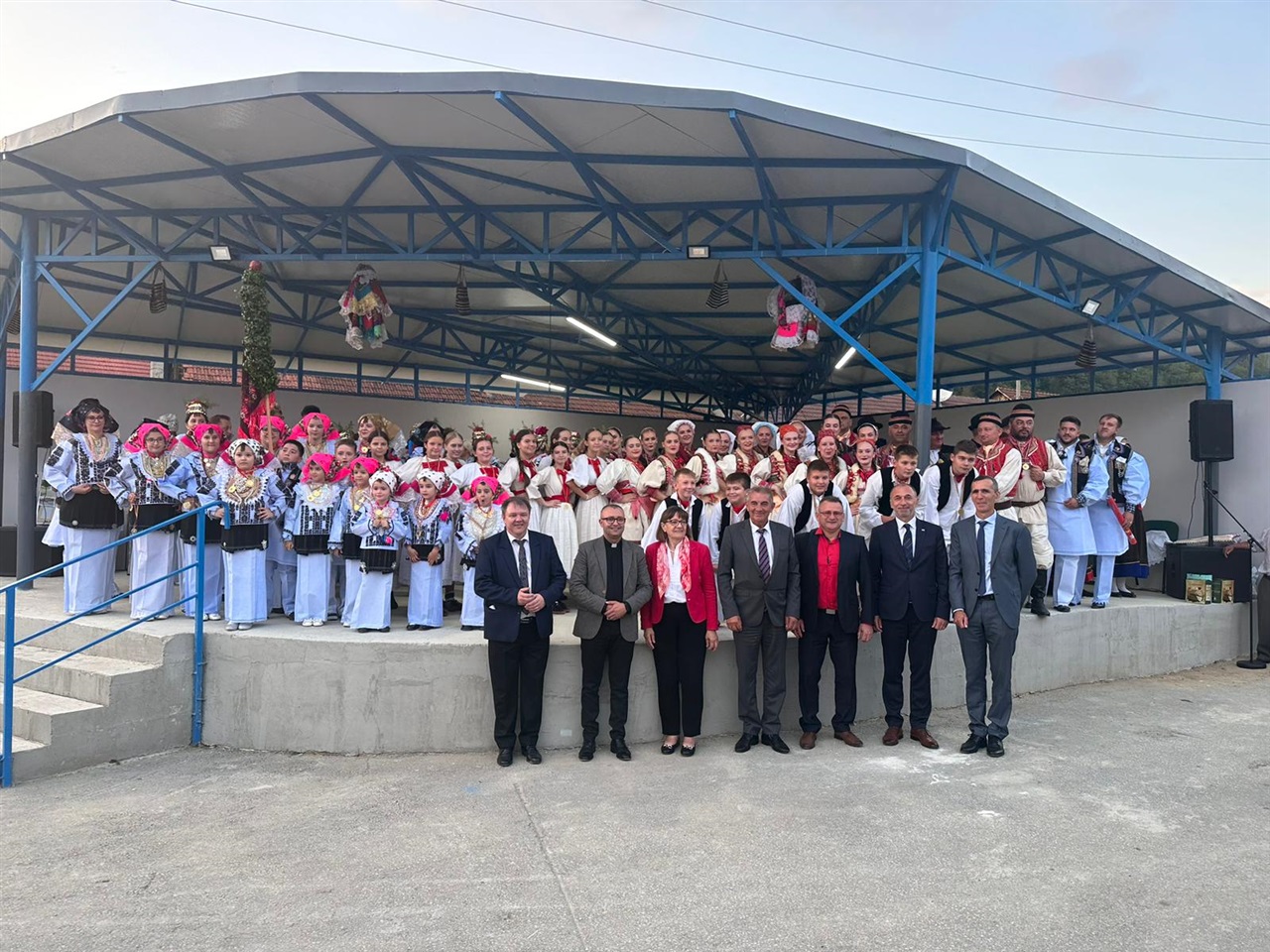 Predsjednica Odbora za Hrvate izvan Republike Hrvatske Zdravka Bušić ...